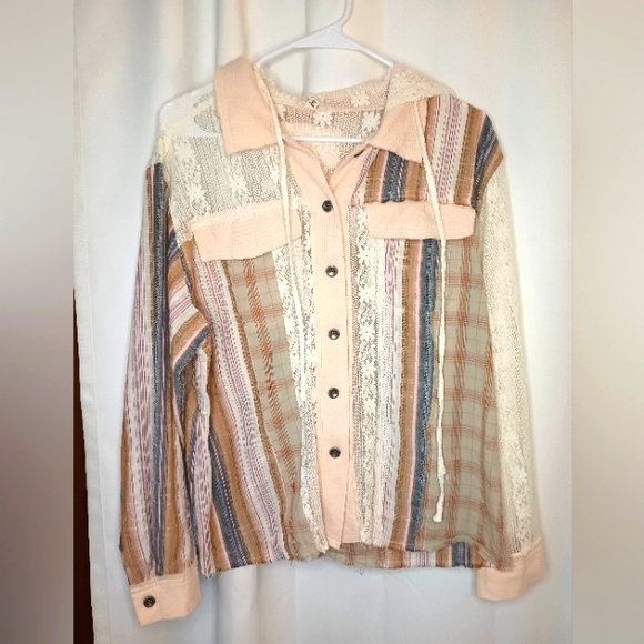 POL | Jackets & Coats | Pol Mixed Media Shacket Small Lace Patchwork Quilt Button Hood Boho ...